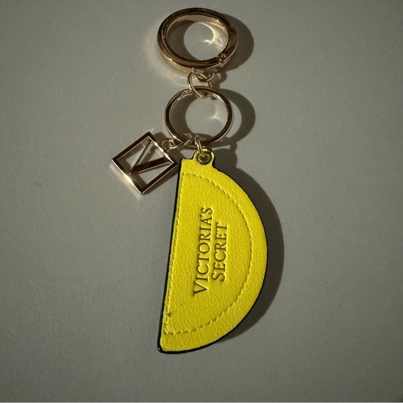 Victoria's Secret | Accessories | New Victorias Secret Limited Edition ...